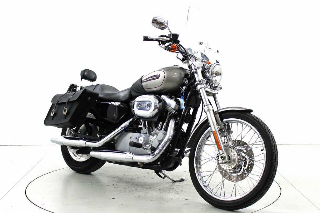 Harley-Davidson XL 883C - Chopper - Moto Center Winterthur