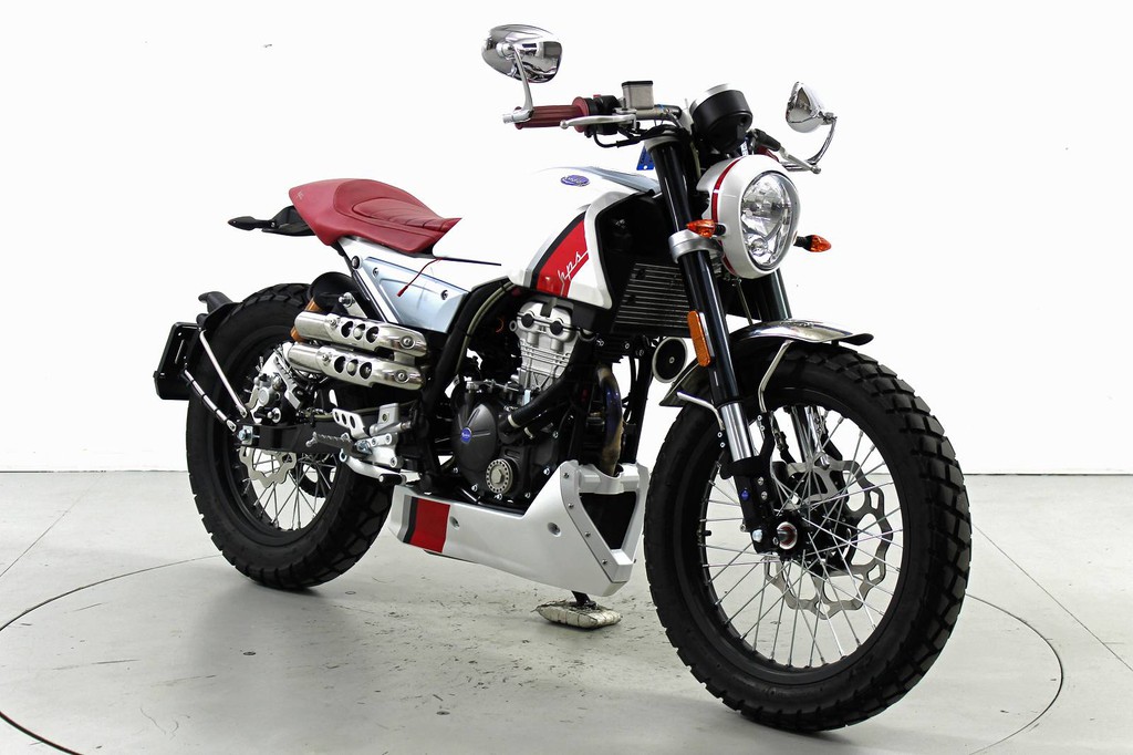 Mondial HPS 125 ABS - Bis 125 ccm Motorräder - Moto Center Winterthur